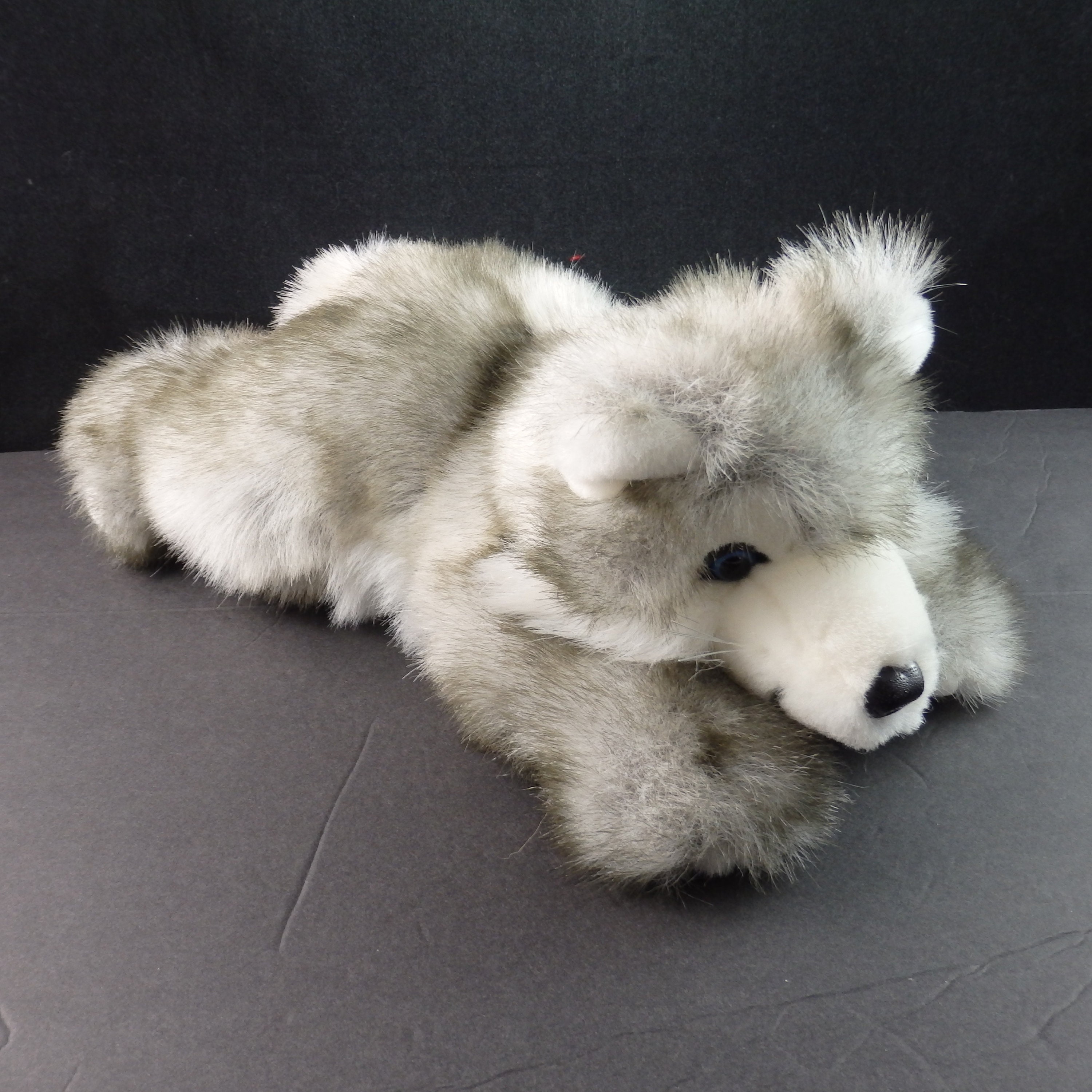 Cascade Plush Wolf