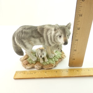 Vintage Masterpiece Porcelain Homco Mama Wolf Figurine, Endangered ...