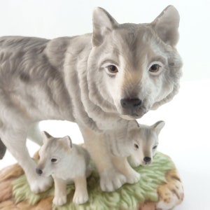 Vintage Masterpiece Porcelain Homco Mama Wolf Figurine, Endangered ...