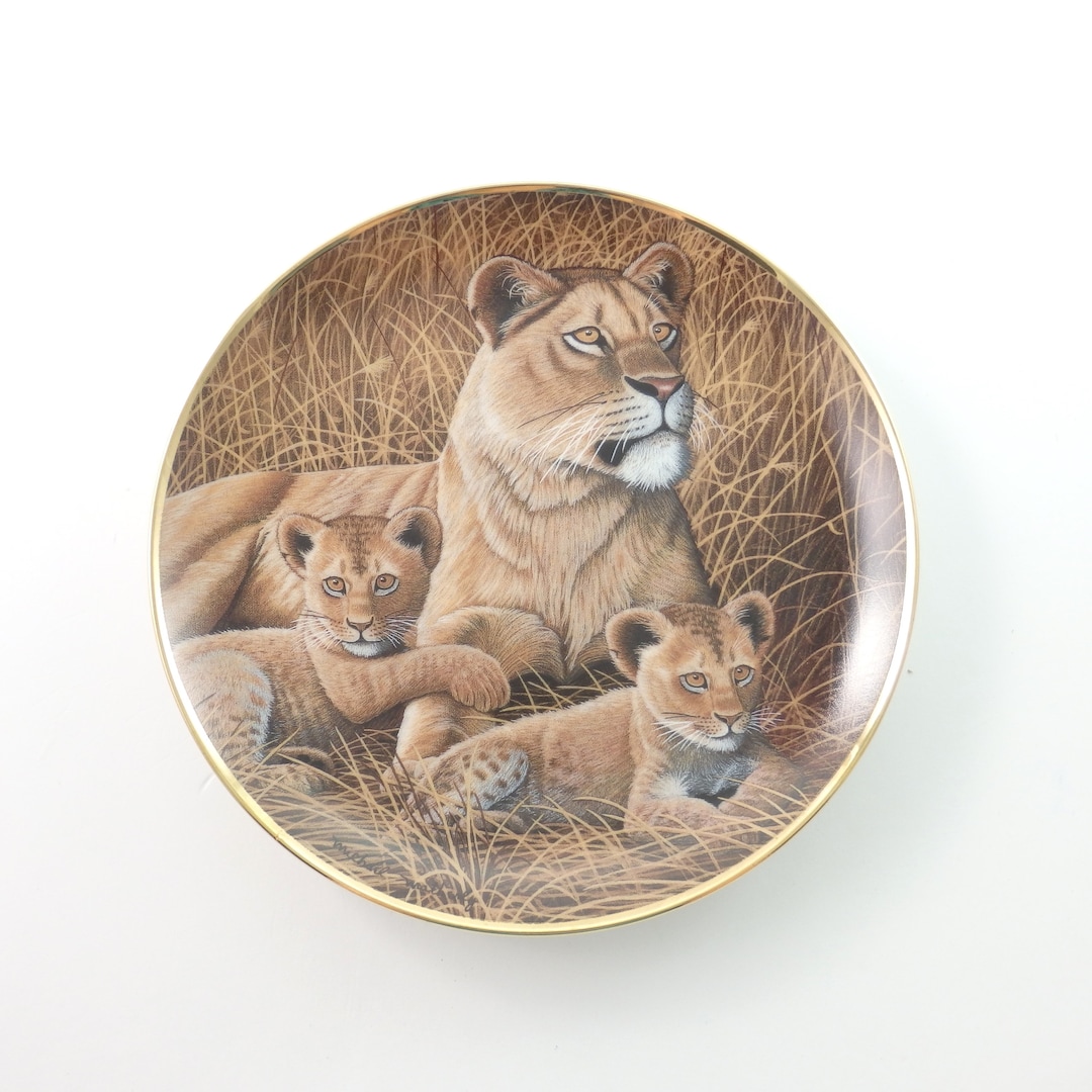 Vintage Lion Plate African Lioness and Cubs Michael - Etsy