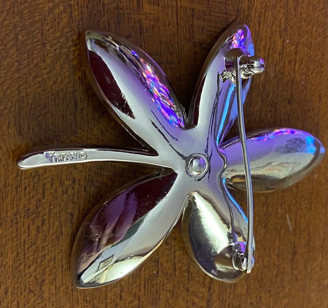 Silver Flower Pin by Trifari - Etsy