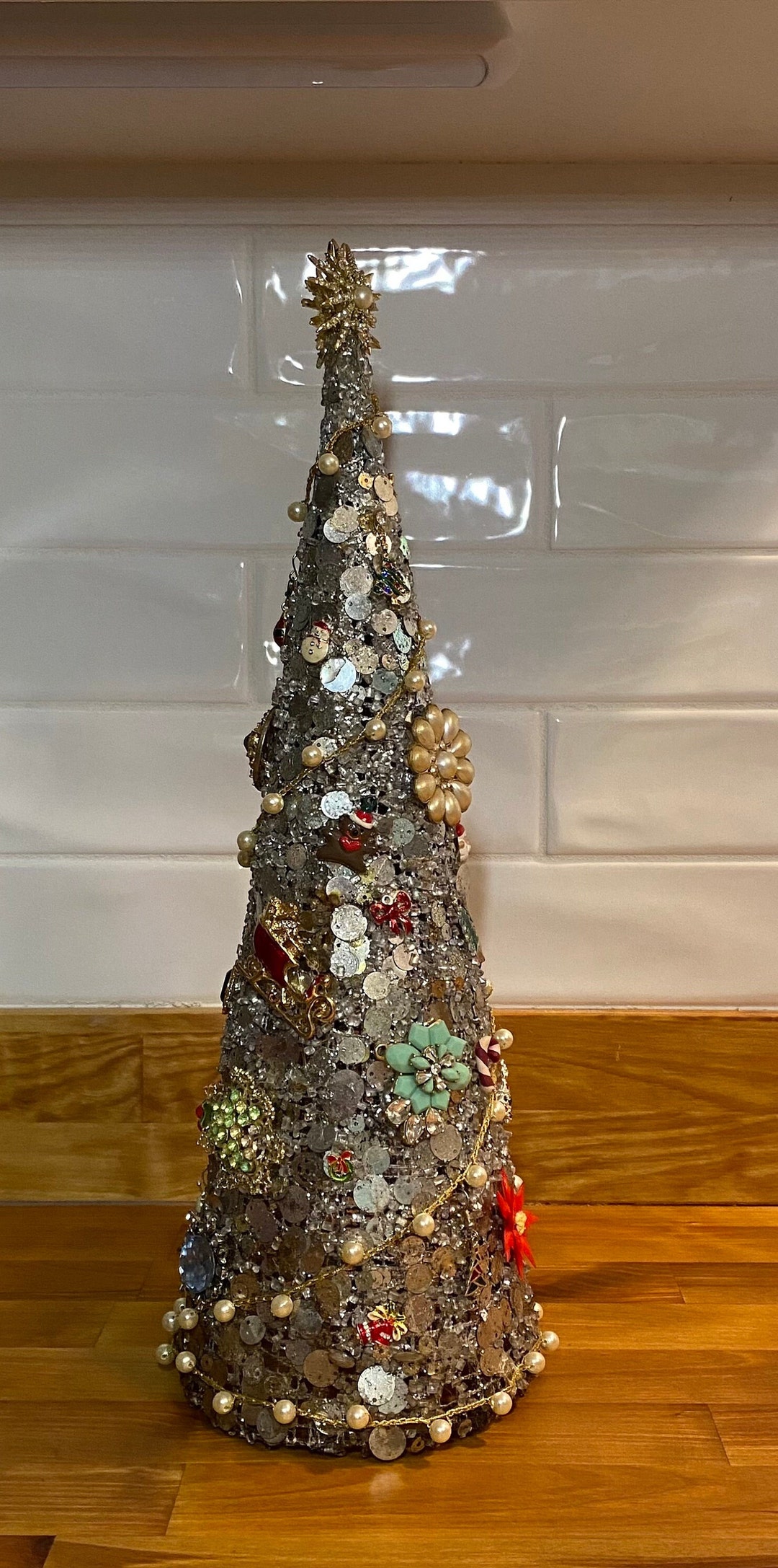 Unique Upcycled Jewelry Christmas Tree Home Decor - Etsy