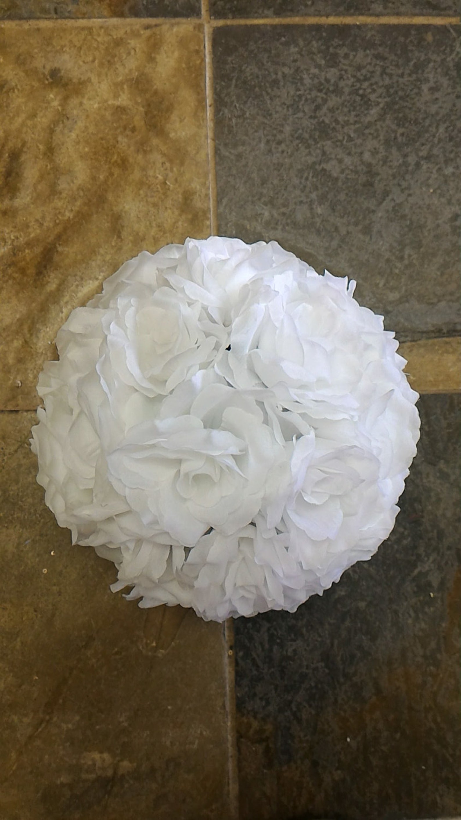 White Rose Flower Ball Pomander Wedding Decoration Ball Silk Rose ...