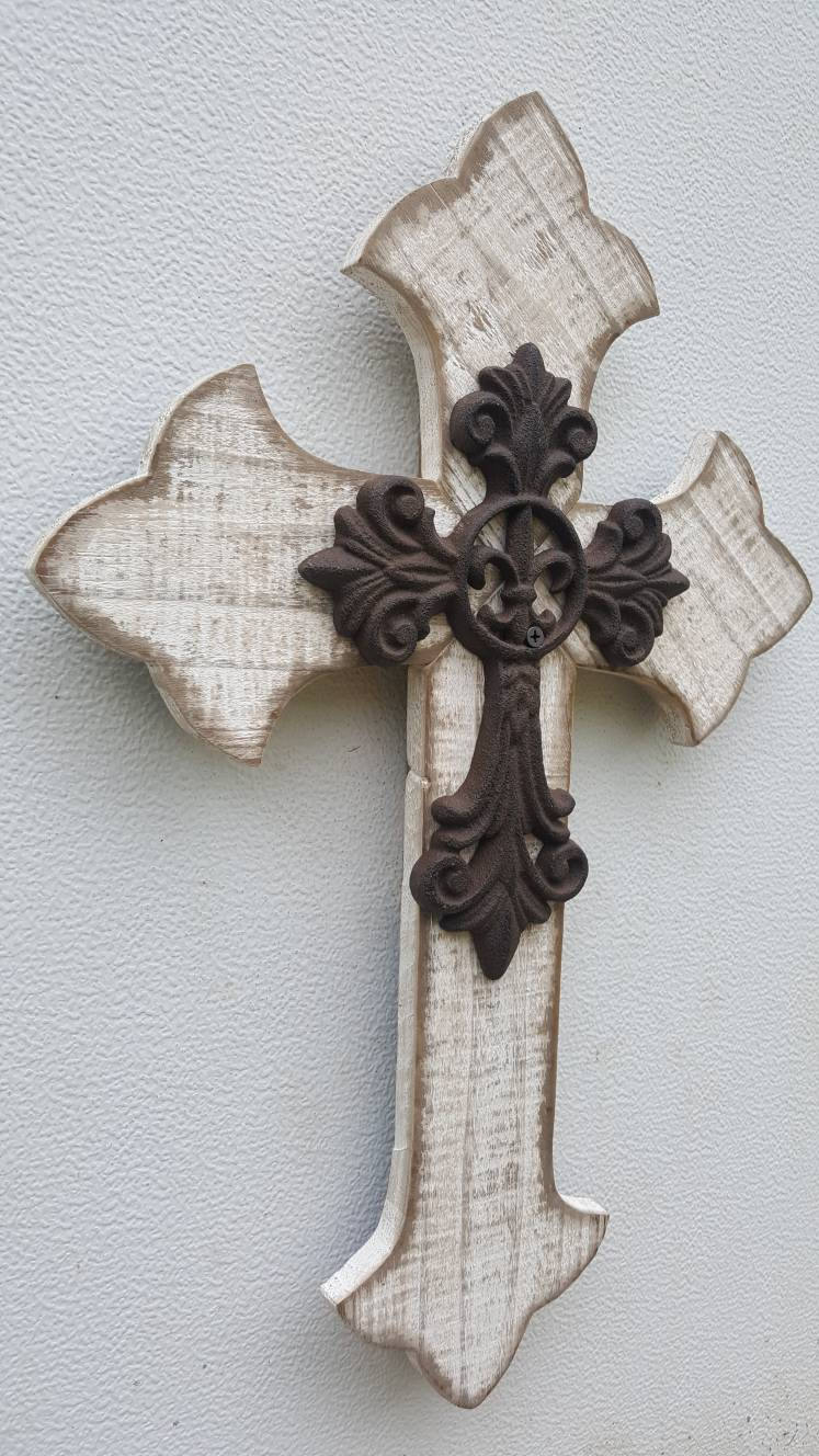 Off White Distressed Pallet Wood Rusty Cast Iron Cross Repurposed Wood ...