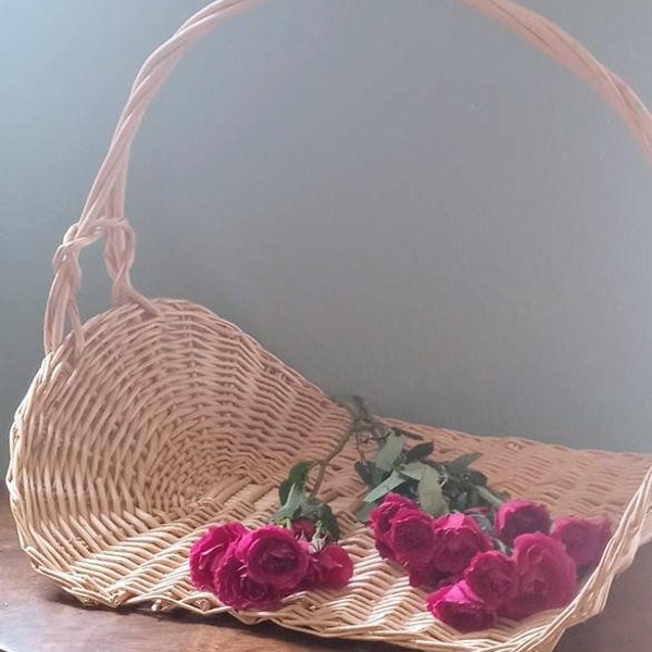 Flower Gathering Basket - Etsy