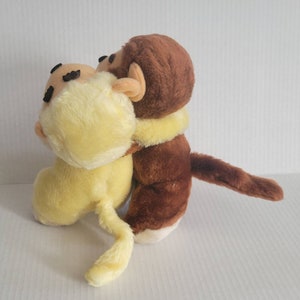Vinatge Plush HUGGING MONKEYS - Etsy