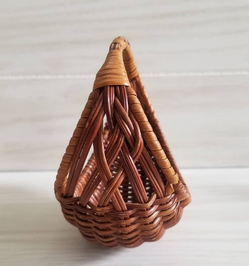 Vintage Mini Wicker RABBIT BASKET - Etsy