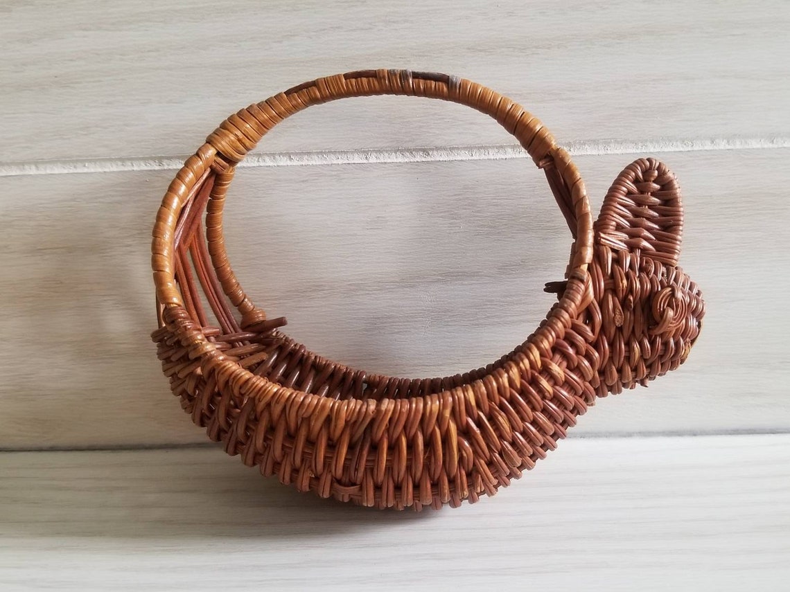 Vintage Mini Wicker RABBIT BASKET - Etsy