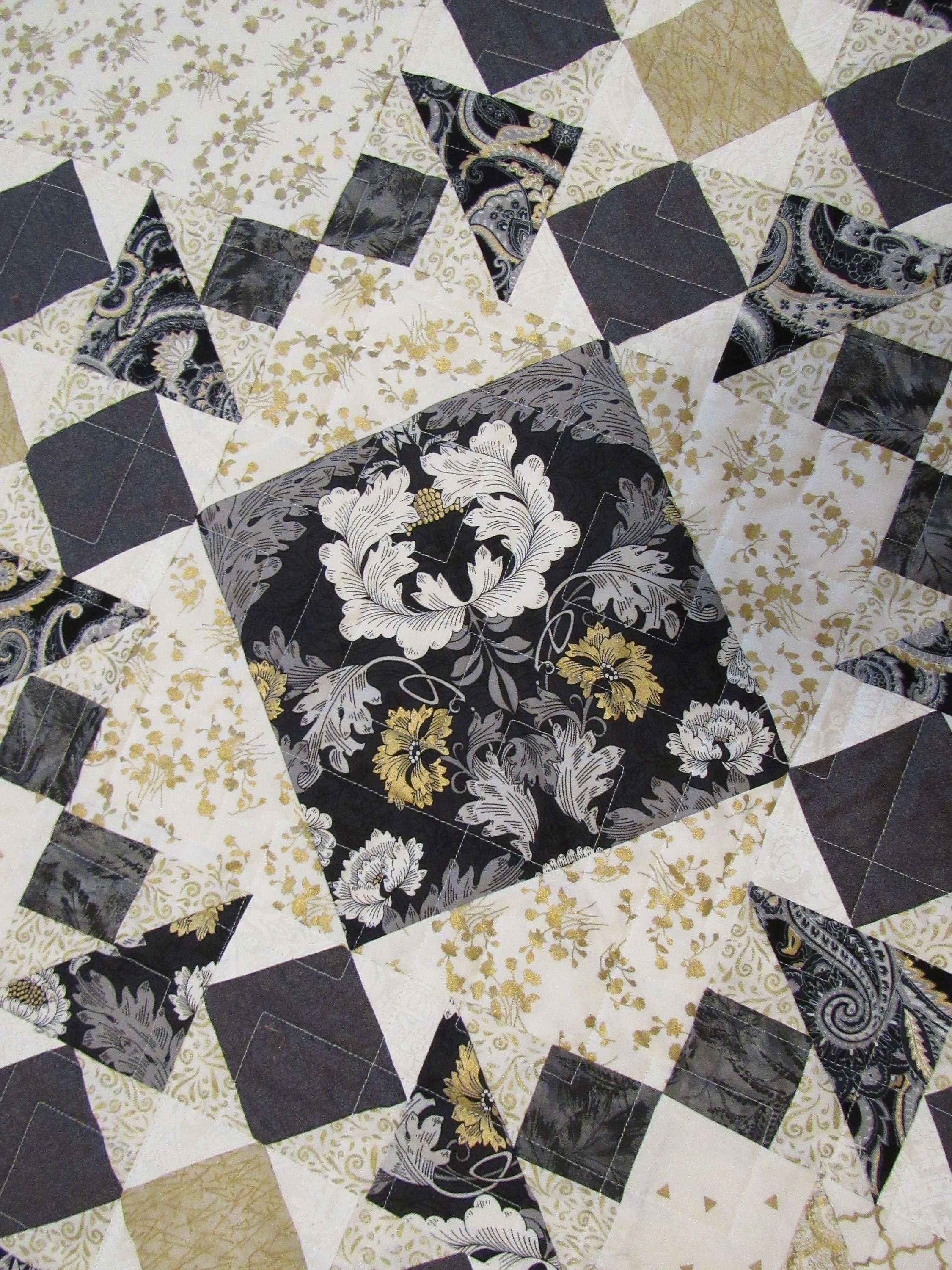 Elegant Dance Quilt - Etsy
