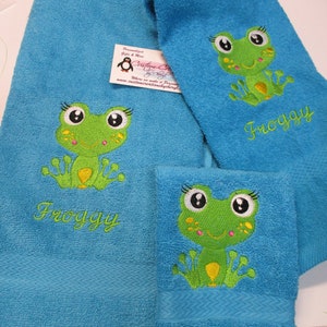 Cute Frog Personalized 3 Piece Towel Set Bath Towel, Hand Towel ...