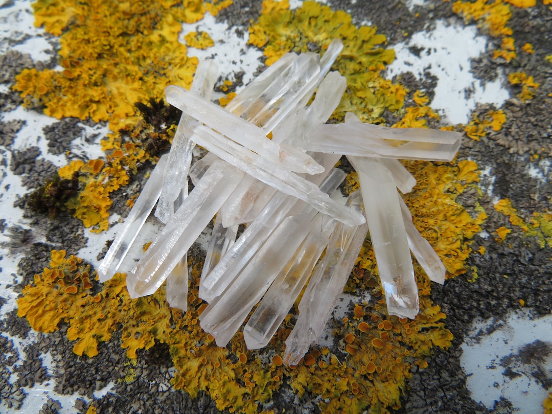 Set of 20 Raw Thin Crystals Stones Sizes: 2cm up to 3 Cm Each Lot ...