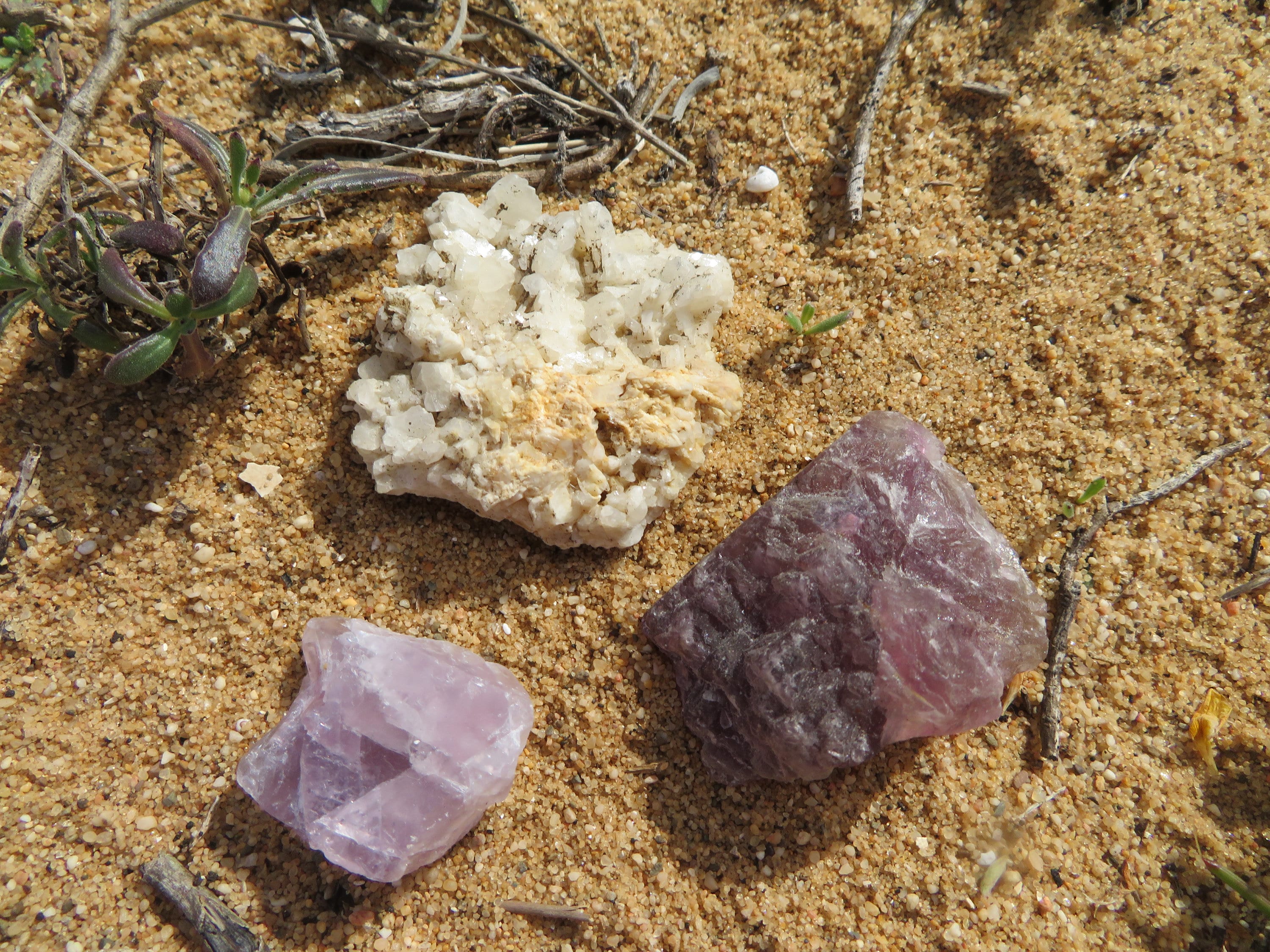 Rocks & Geodes Home Décor 3 x Fluorite and Calcite 2,9cm up to 4,7cm ca ...