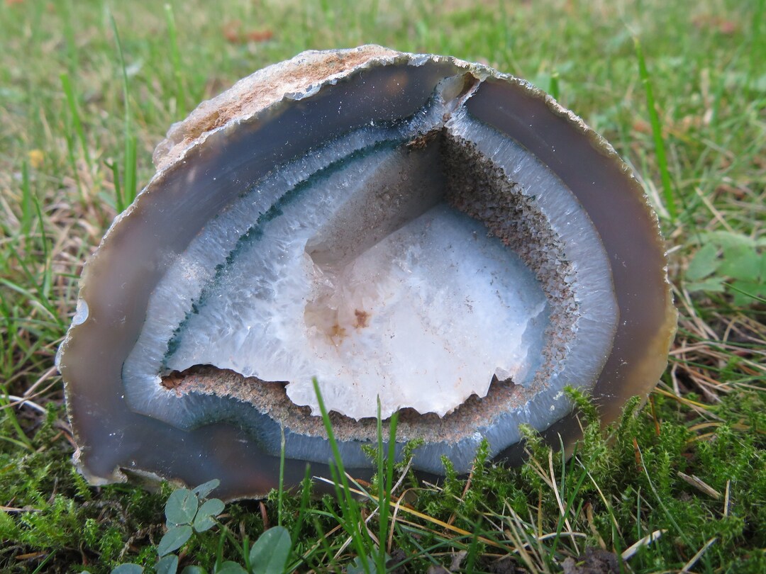 Lovely Agate Geode 10,5cm X 8cm X 5,5cm Ca. 569 Grams Stone Psy Hippie ...