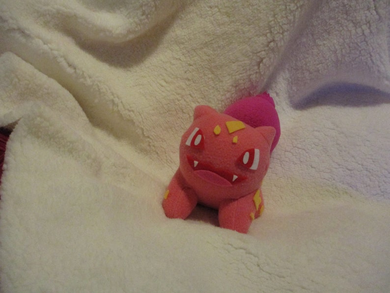 Bulbasaur Plush Sewing Pattern and Tutorial .PDF - Etsy UK