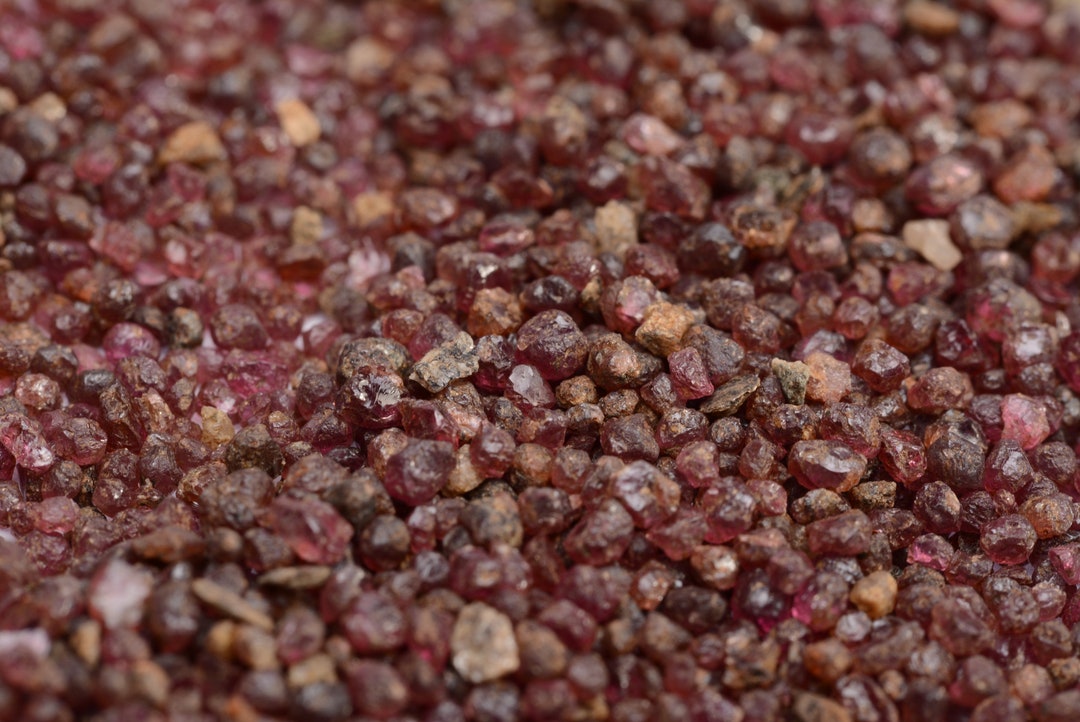 Scottish ALMANDINE GARNET SAND Gemmy Pink Crystals Loose Rough Gem ...