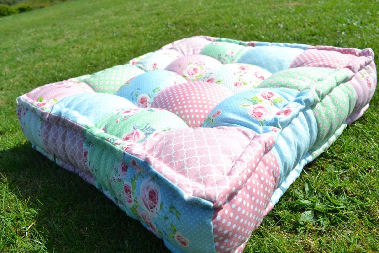 Square Patchwork Quilted Cushion SEWING PATTERN - Etsy UK