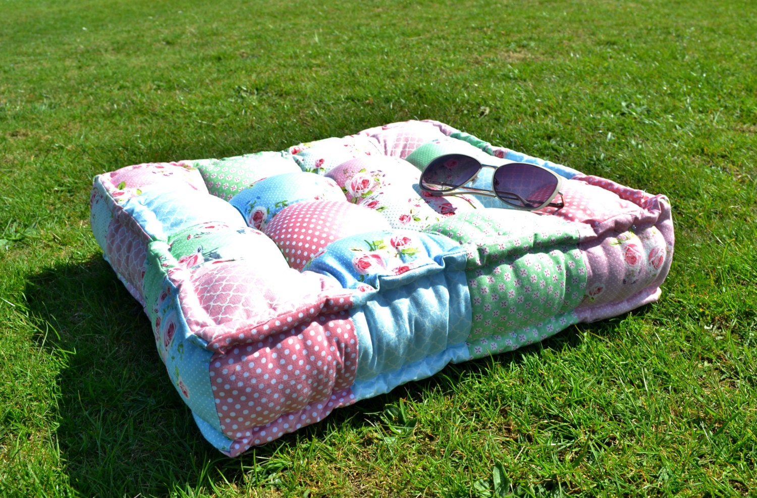 Square Patchwork Quilted Cushion SEWING PATTERN - Etsy UK