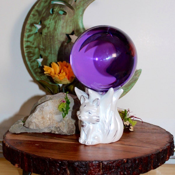 9 Tail Fox Sphere Stand - Etsy