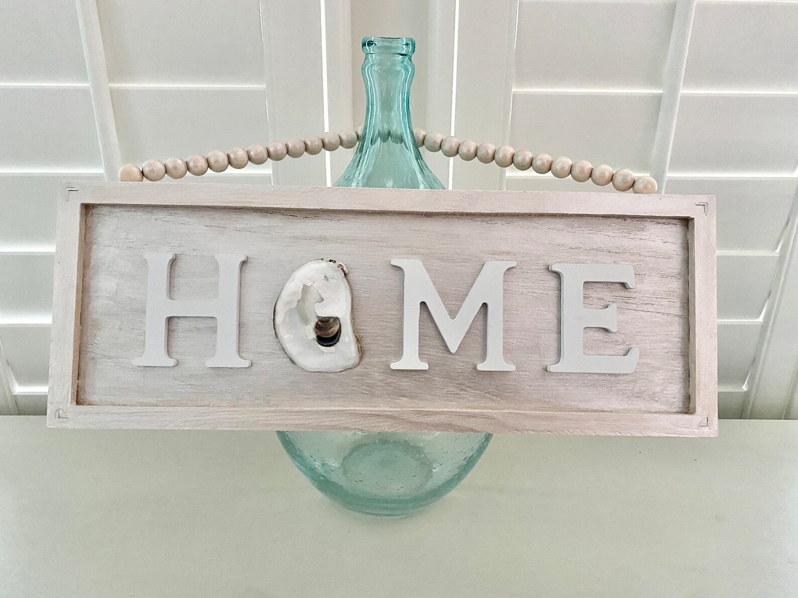 HOME OYSTER DECOR / Oyster Shell on Wood Sign With Wood - Etsy