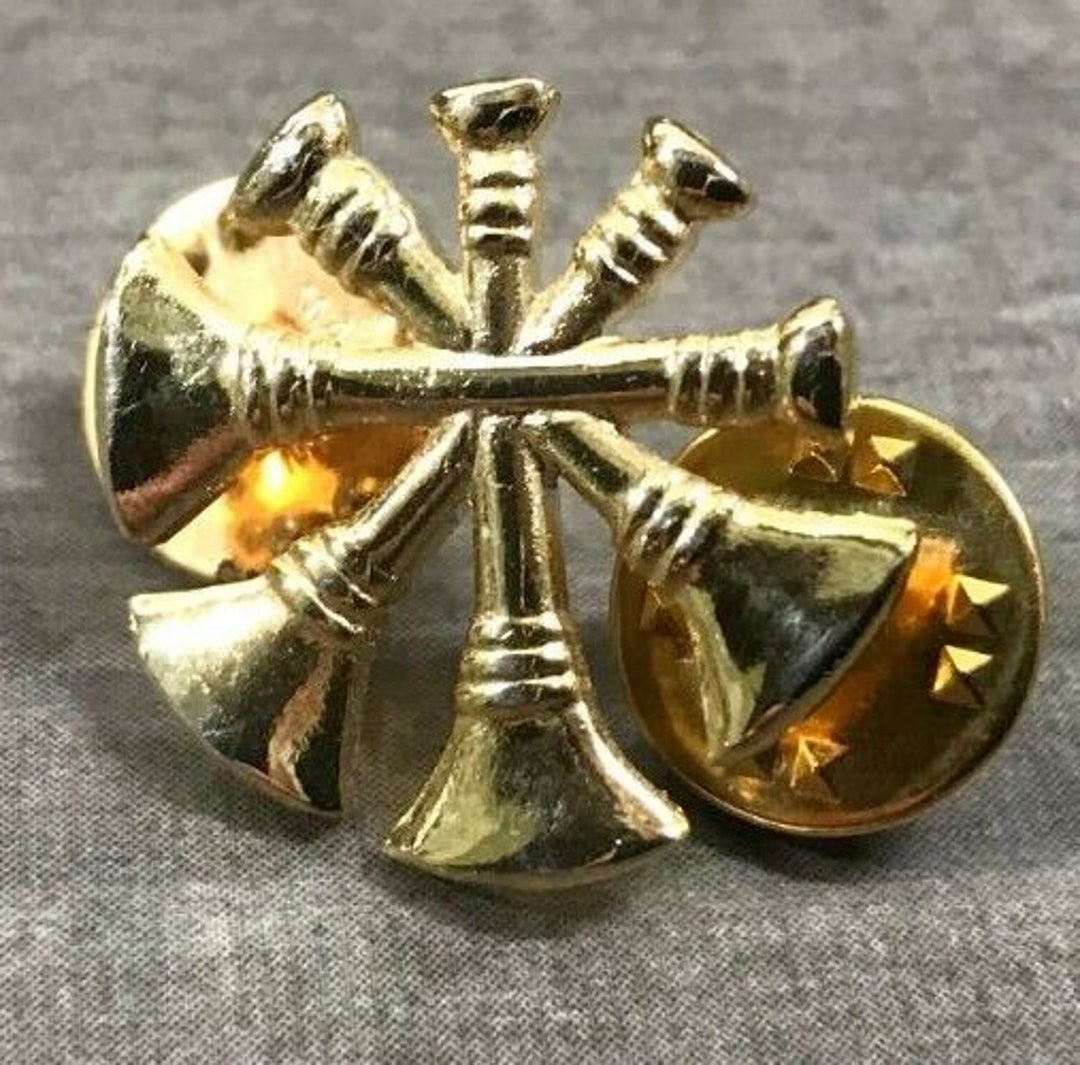 4 Crossed Horns Bugles Firefighter FD Insignia Uniform Rank Lapel Hat ...