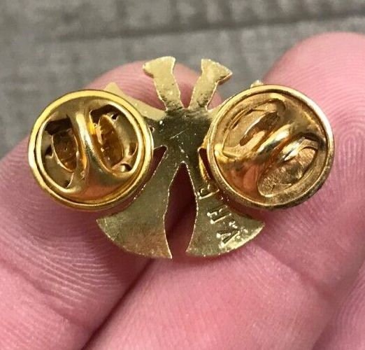 4 Crossed Horns Bugles Firefighter FD Insignia Uniform Rank Lapel Hat ...