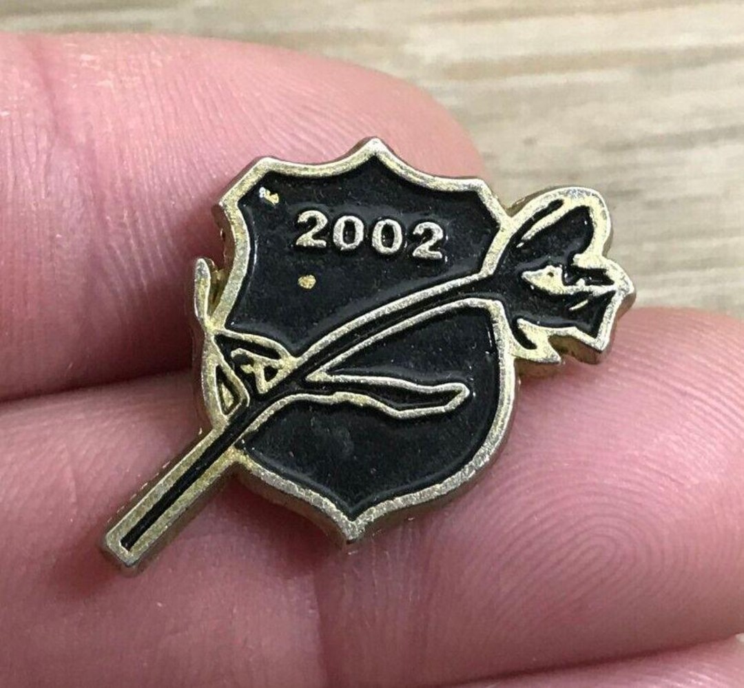2002 Law Enforcement Memorial Black Rose Shield Lapel Hat Jacket Vest ...