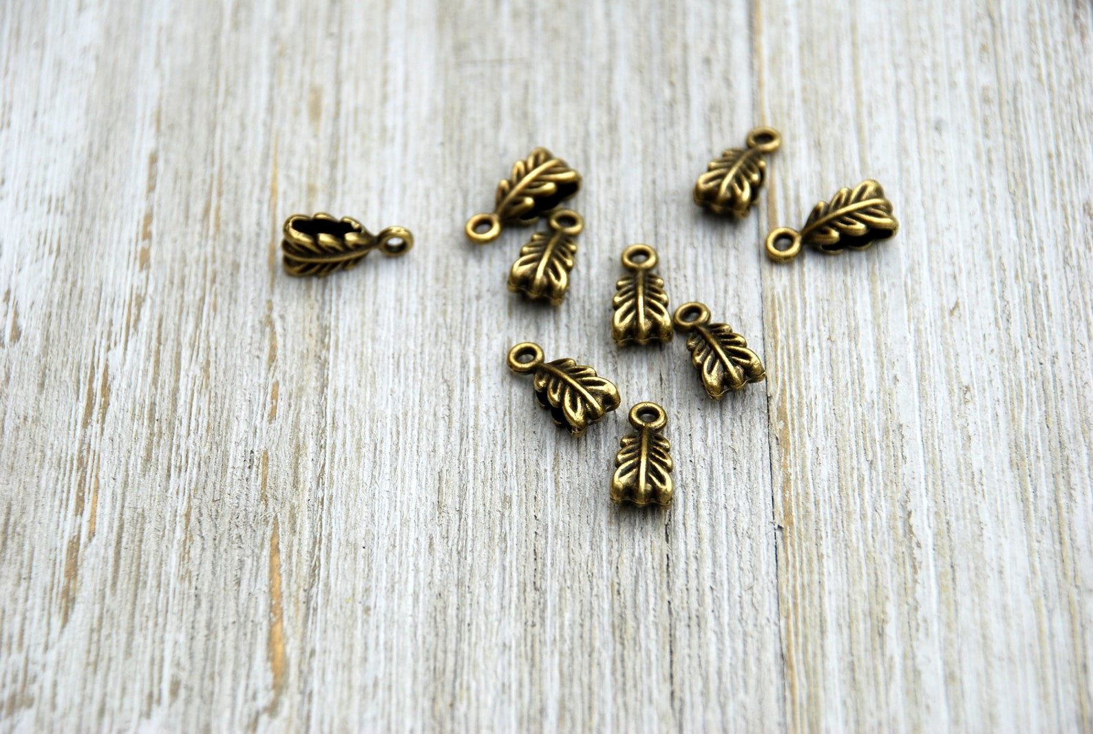Bronze Bails, Antique Bronze Bails, Metal Pendant Bail, Necklace Bail ...