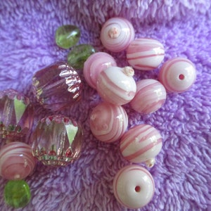 Vintage Pink and Green Buttons and Gemstone Beads - Etsy