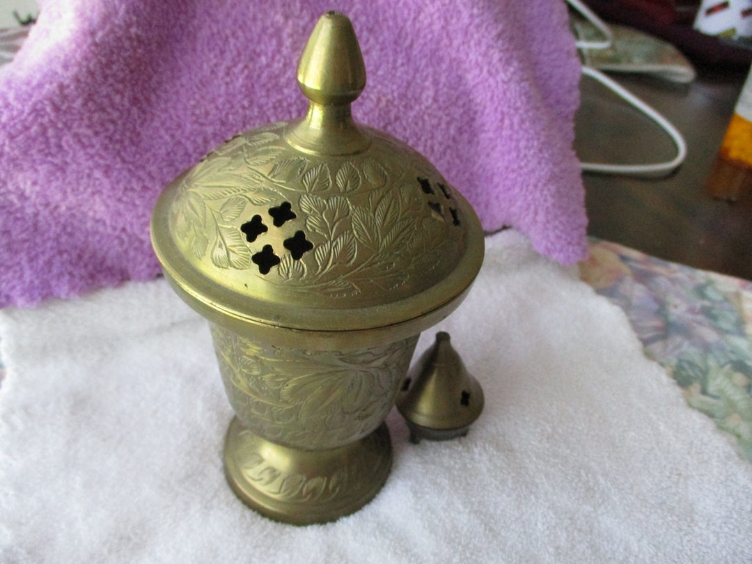 Two Vintage Brass Incense Holders With Lids - Etsy
