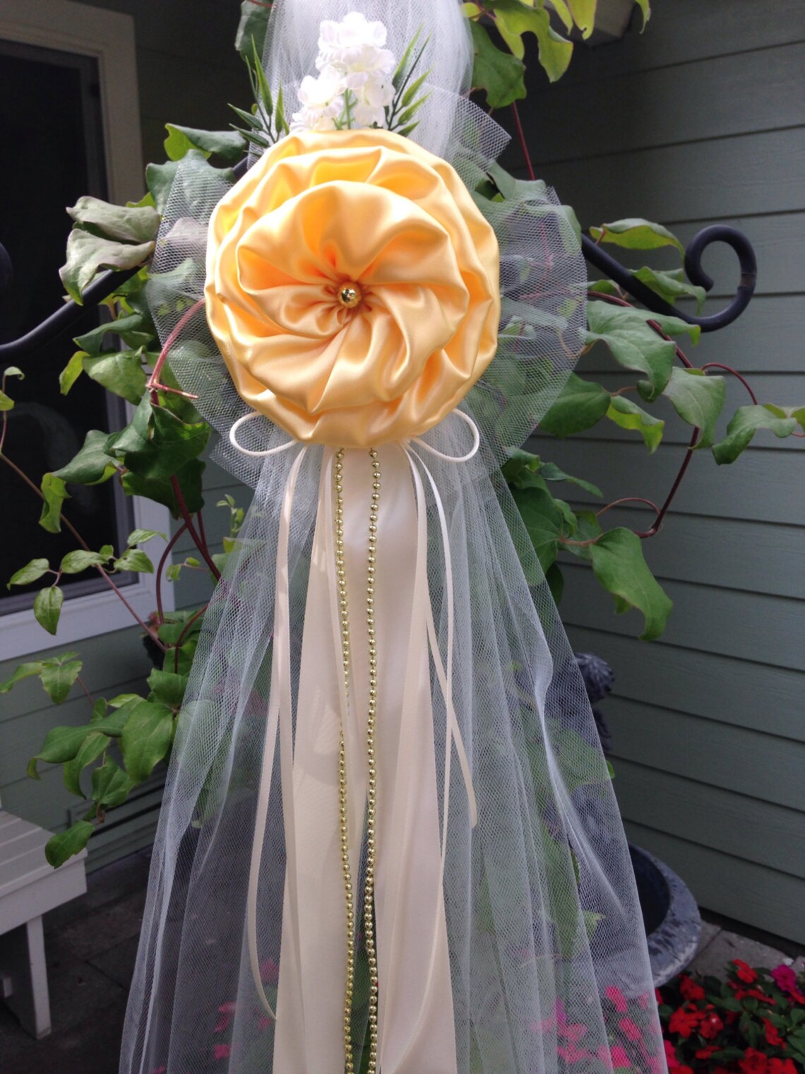 Set of 6 Yellow Ivory Gold Pew Bows Chair Bows Elegant - Etsy