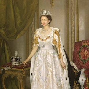 Queen Elizabeth II Cross Stitch Pattern or Photoprint/iron on - Etsy Canada