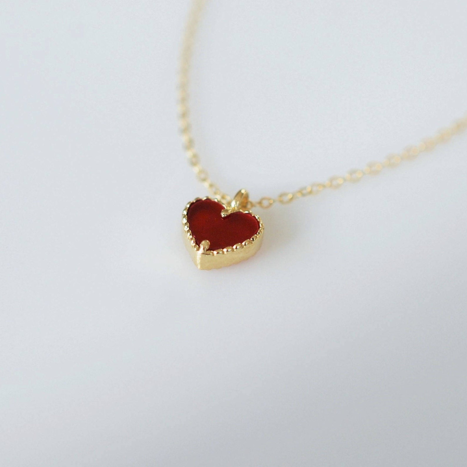 14K Solid Gold Red Agate Tiny Heart Pendant, Love Red Heart Necklace ...