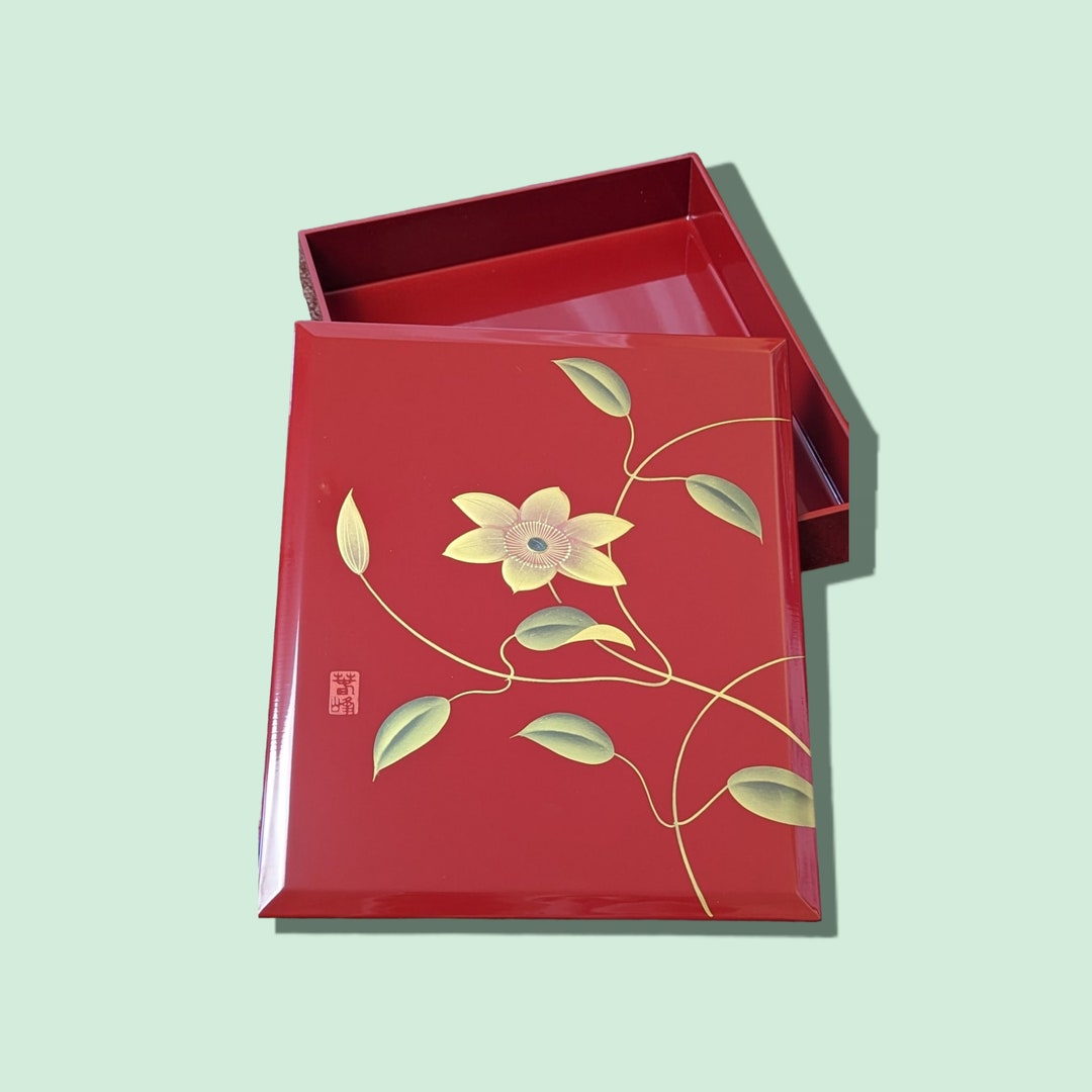 Vintage Japanese Makie Lacquered Box - Etsy