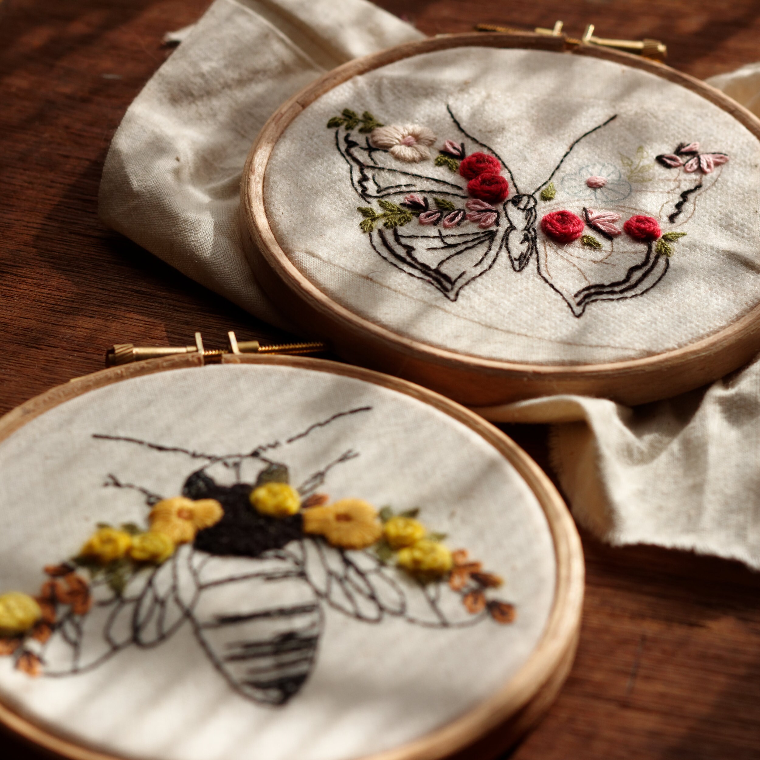Flowery Bee Embroidery Tutorial A Real Traditional Embroidery Lesson ...