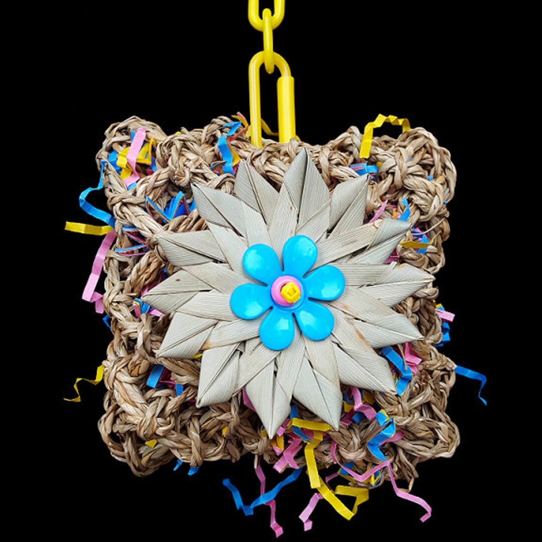 Pick Pocket Foraging Bird Toy | Shreddable Seagrass Bird Toy for Small ...