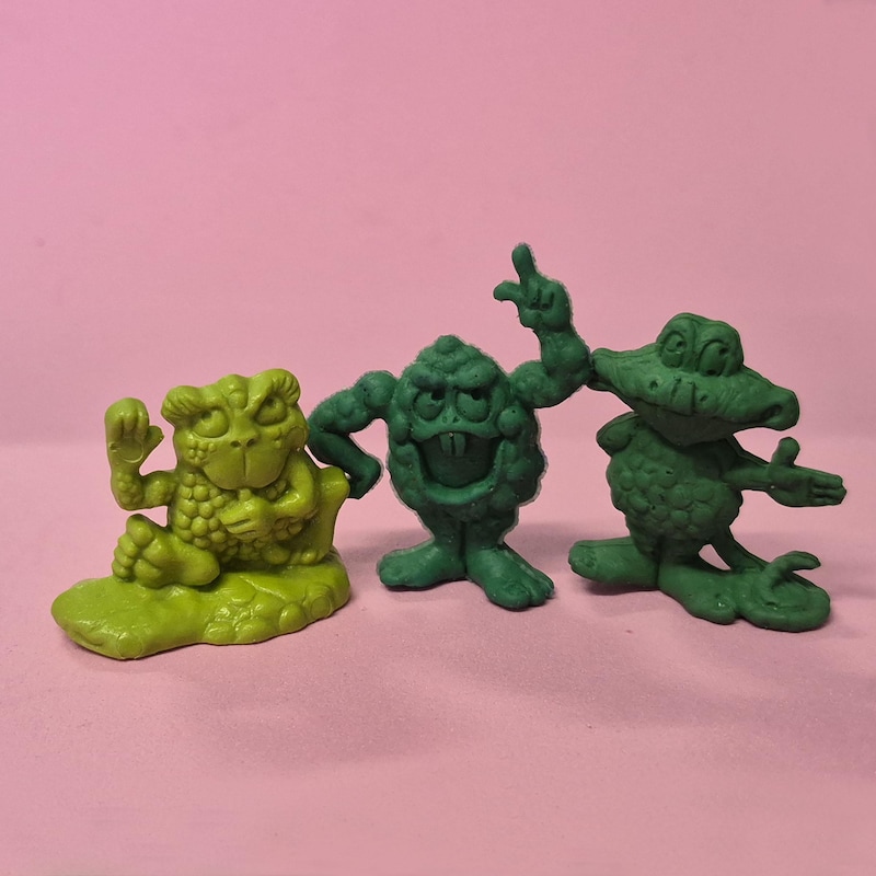Freaky Figurines - Etsy
