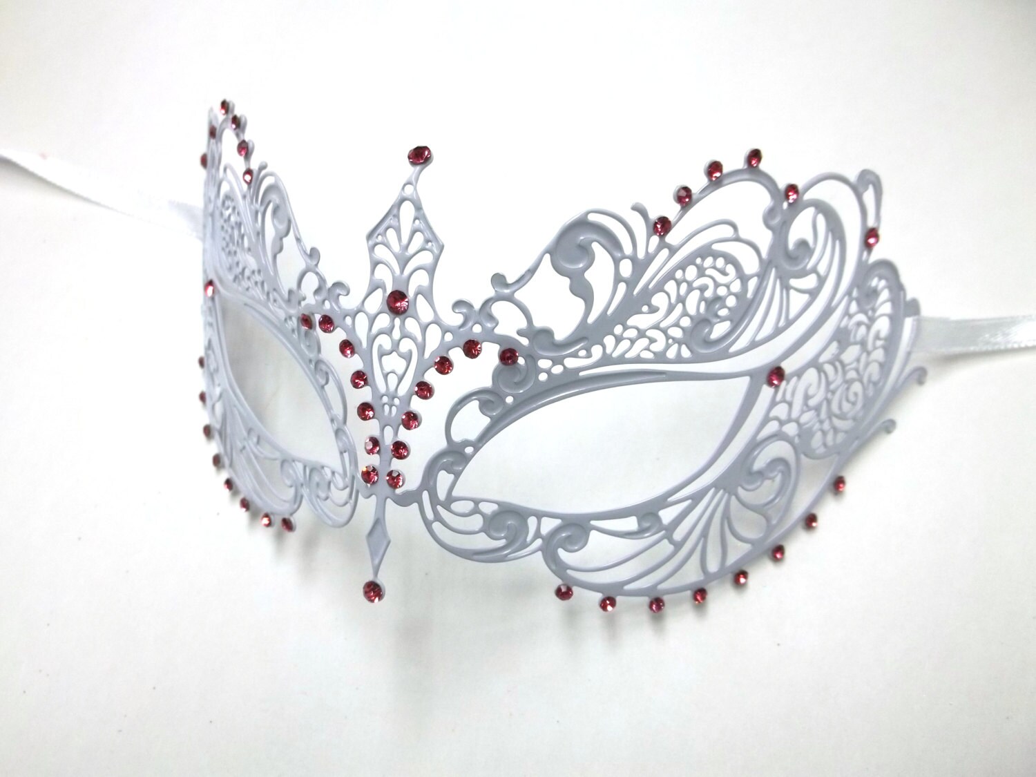 Beautiful Lady Masquerade Mardi Gras Metal Filigree Mask in - Etsy