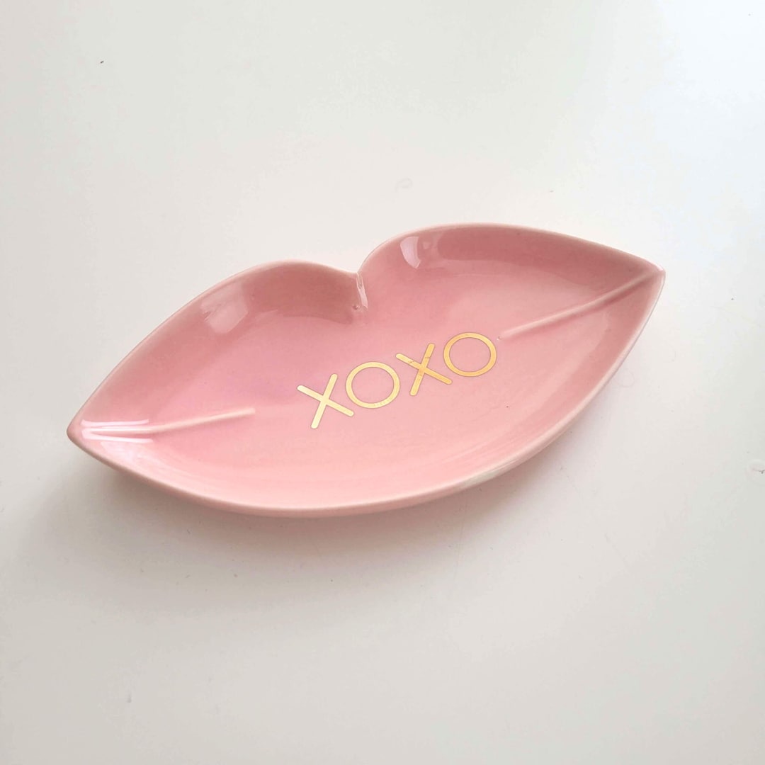 Pink Lips Ring Dish, Kiss Lips Jewelry Plate, Ceramic Trinket Tray ...