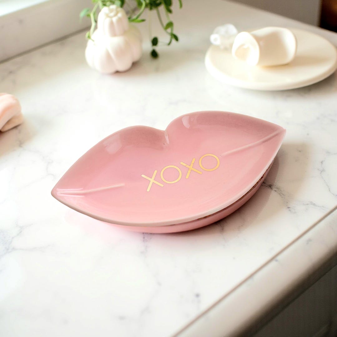 Pink Lips Ring Dish, Kiss Lips Jewelry Plate, Ceramic Trinket Tray ...