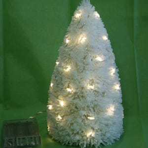 Miniature Lighted Christmas Tree, 12th Scale Dollhouse Decor - Etsy