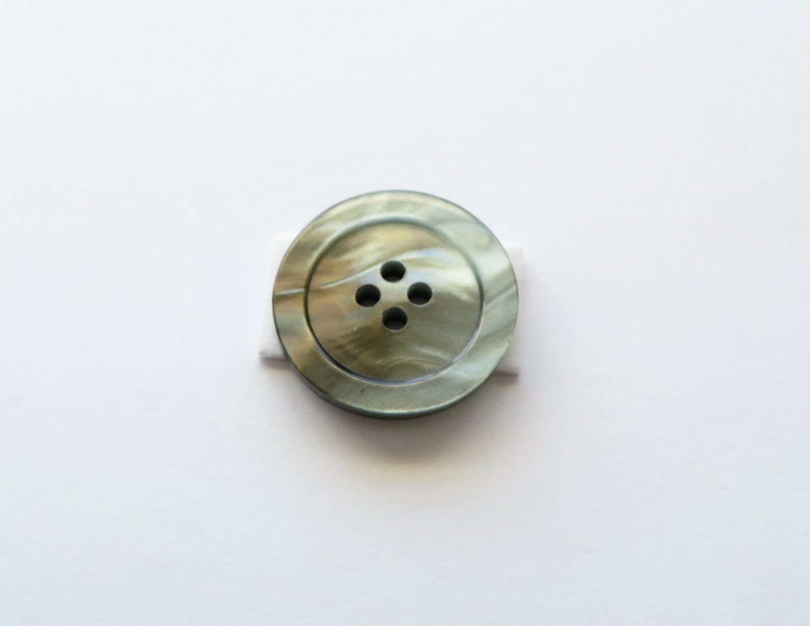 30 X 4-hole Smoke Grey Buttons With Shell / Marble-like - Etsy