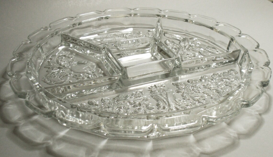 Clear Glass Divided Serving Dish Plate Vegetable Fruit Dip Fish Large ...