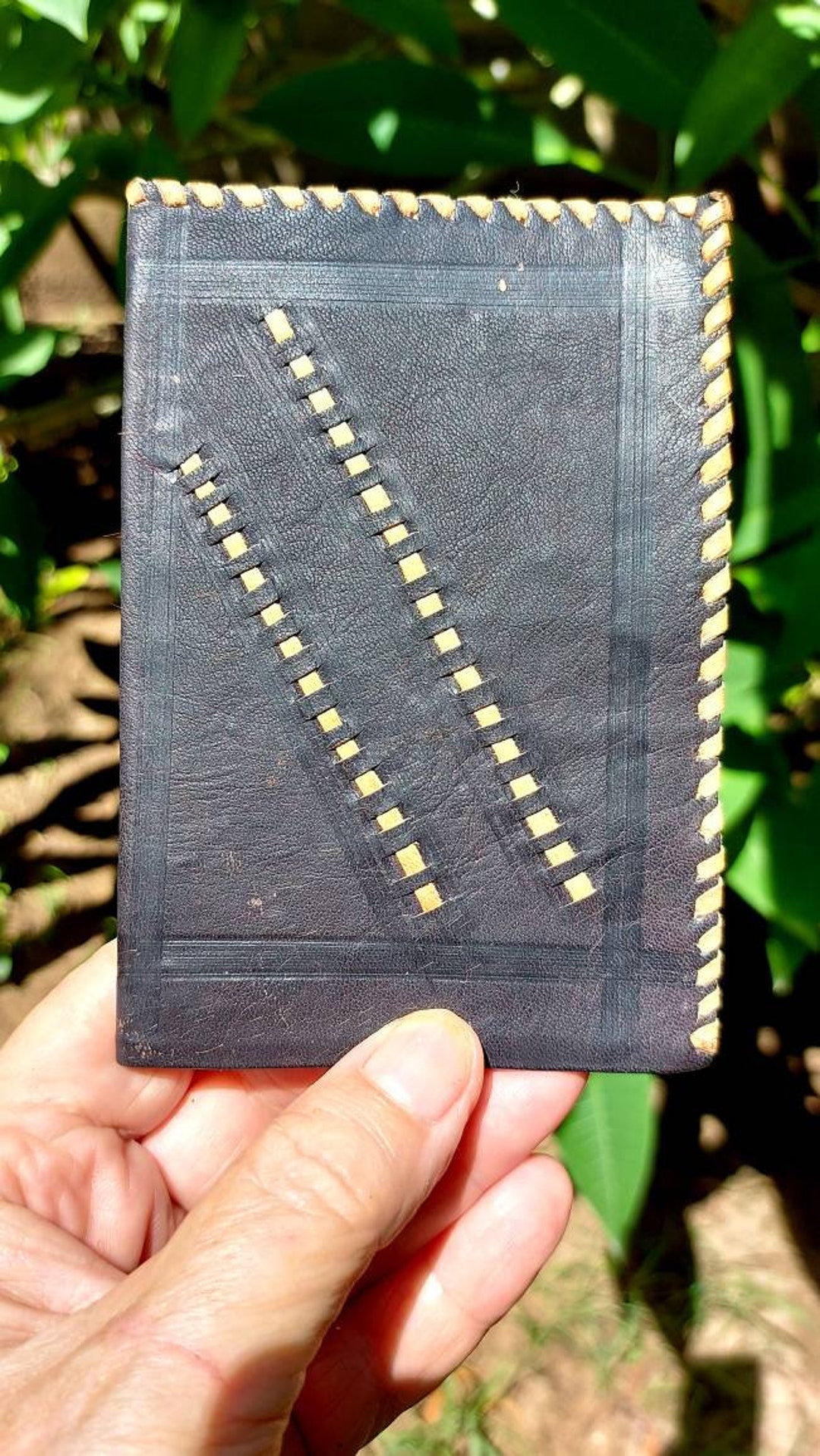 African Men's Wallet, Handmade Goat Leather Wallet - Etsy