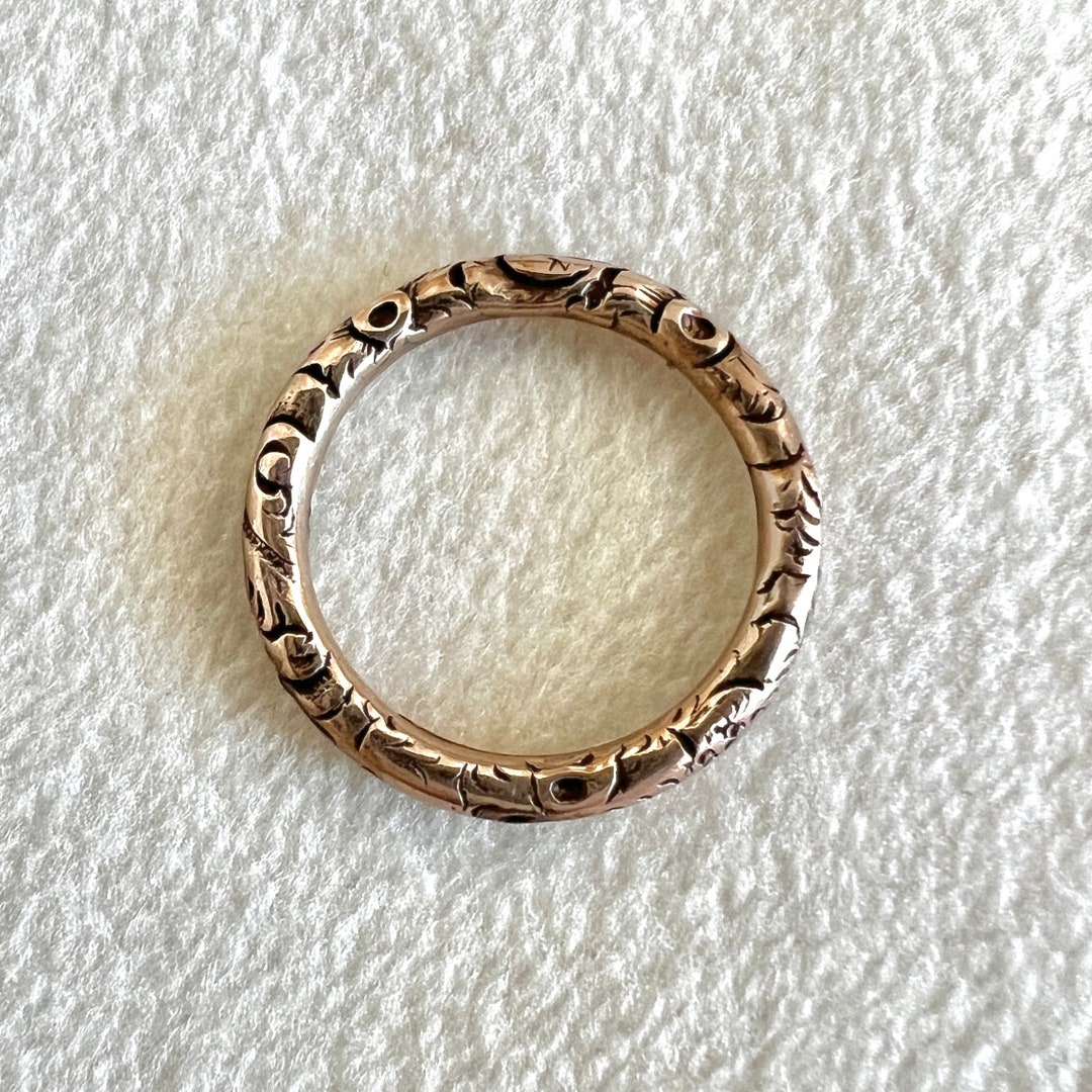 Antique Victorian 9K Gold Chased Split Ring 5/8 Diameter - Etsy