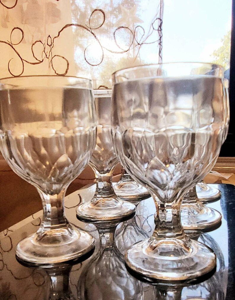 Wine or Water Glass Cups Diamond Pattern Setting for 6 - Etsy