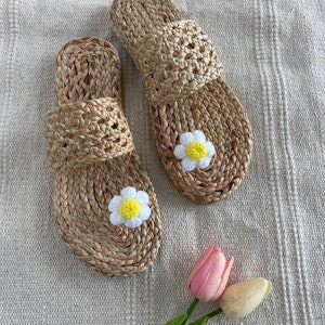Daisy Sandals / Sandals Woman Wedding Pom Poms Relaxing Sandals / Greek ...
