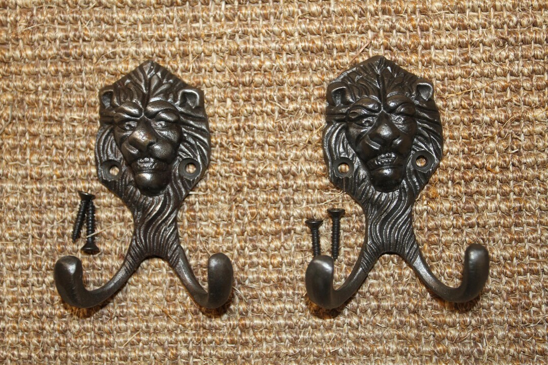 LION HEAD, Wall Hook, Double Hook Featuring Old World Charm, Craft ...