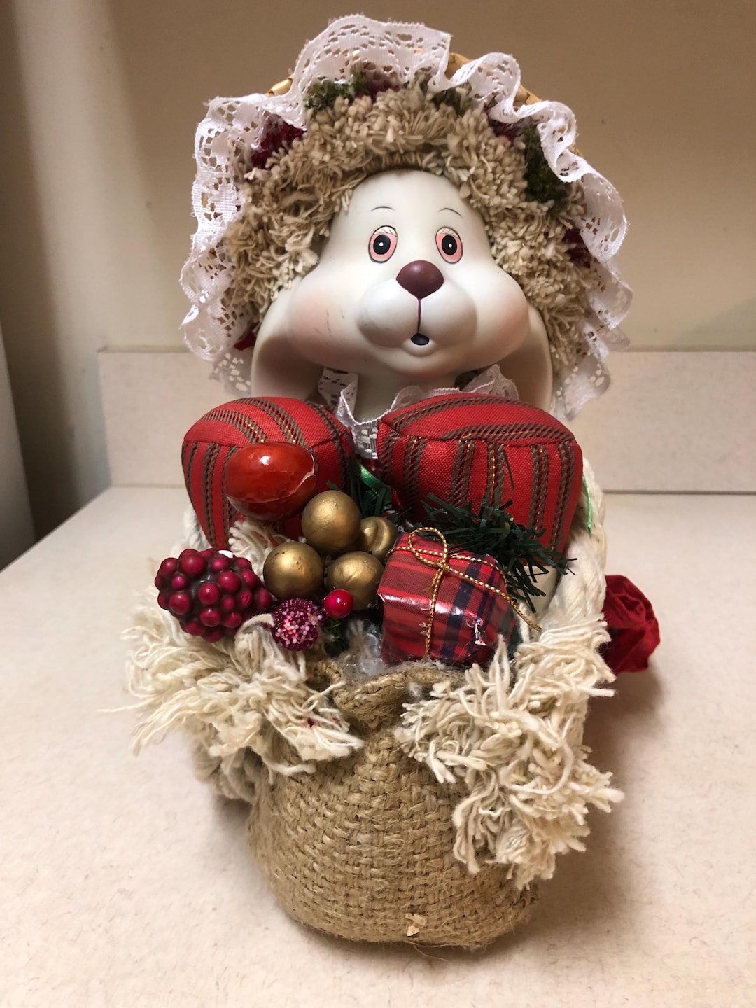 Christmas “house of Lloyd Flossie” Bunny Rabbit Porcelain 1993 Figurine ...