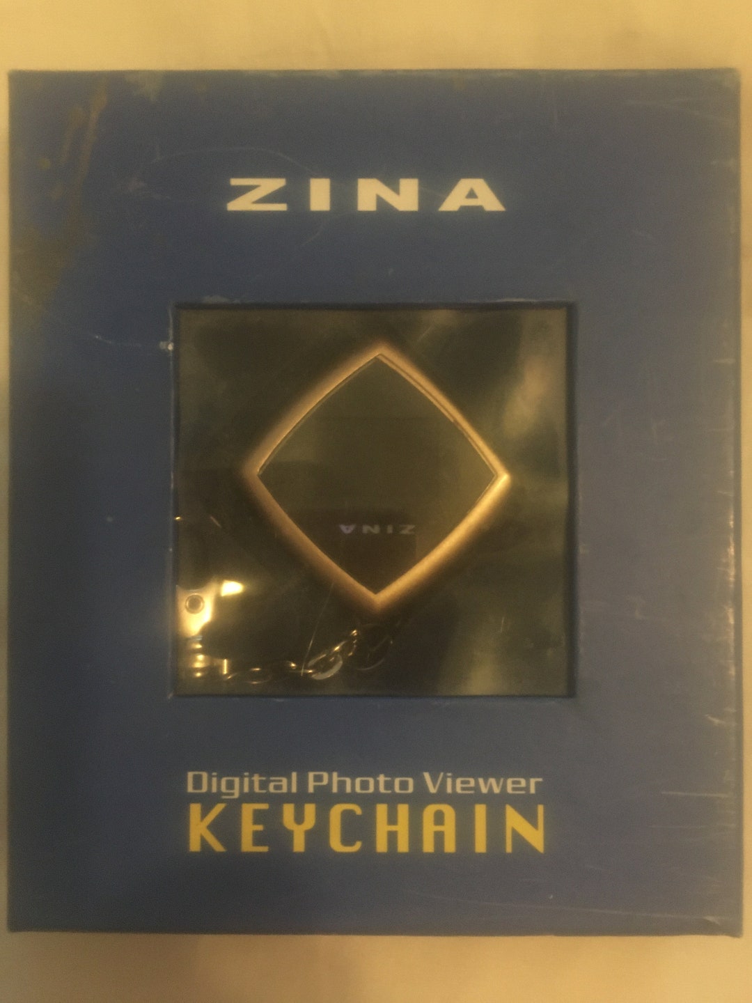 ZINA Digital Photo Viewer 1" LCD Mini-screen and Keychain - Etsy