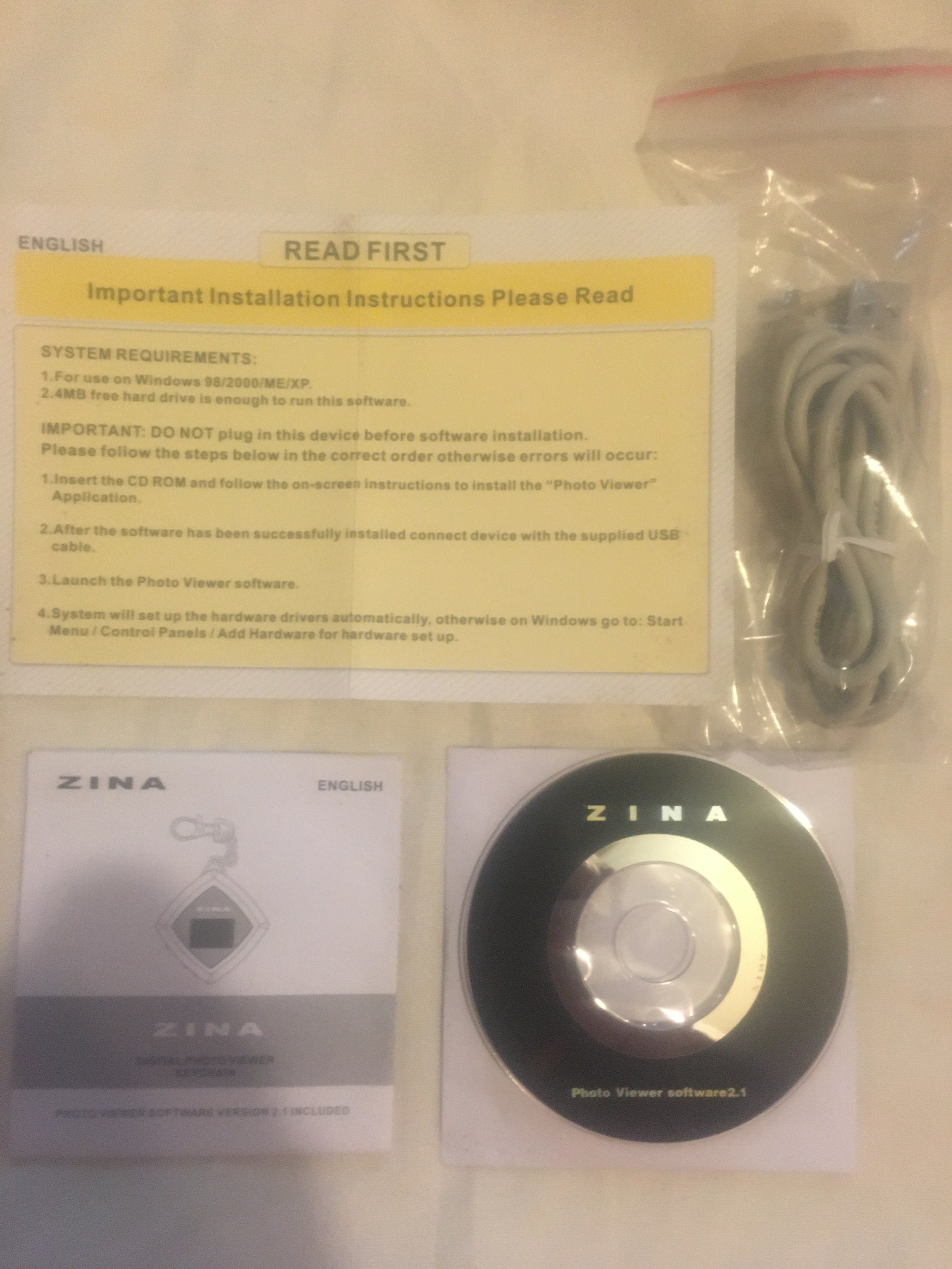 ZINA Digital Photo Viewer 1 LCD Mini-screen and Keychain - Etsy